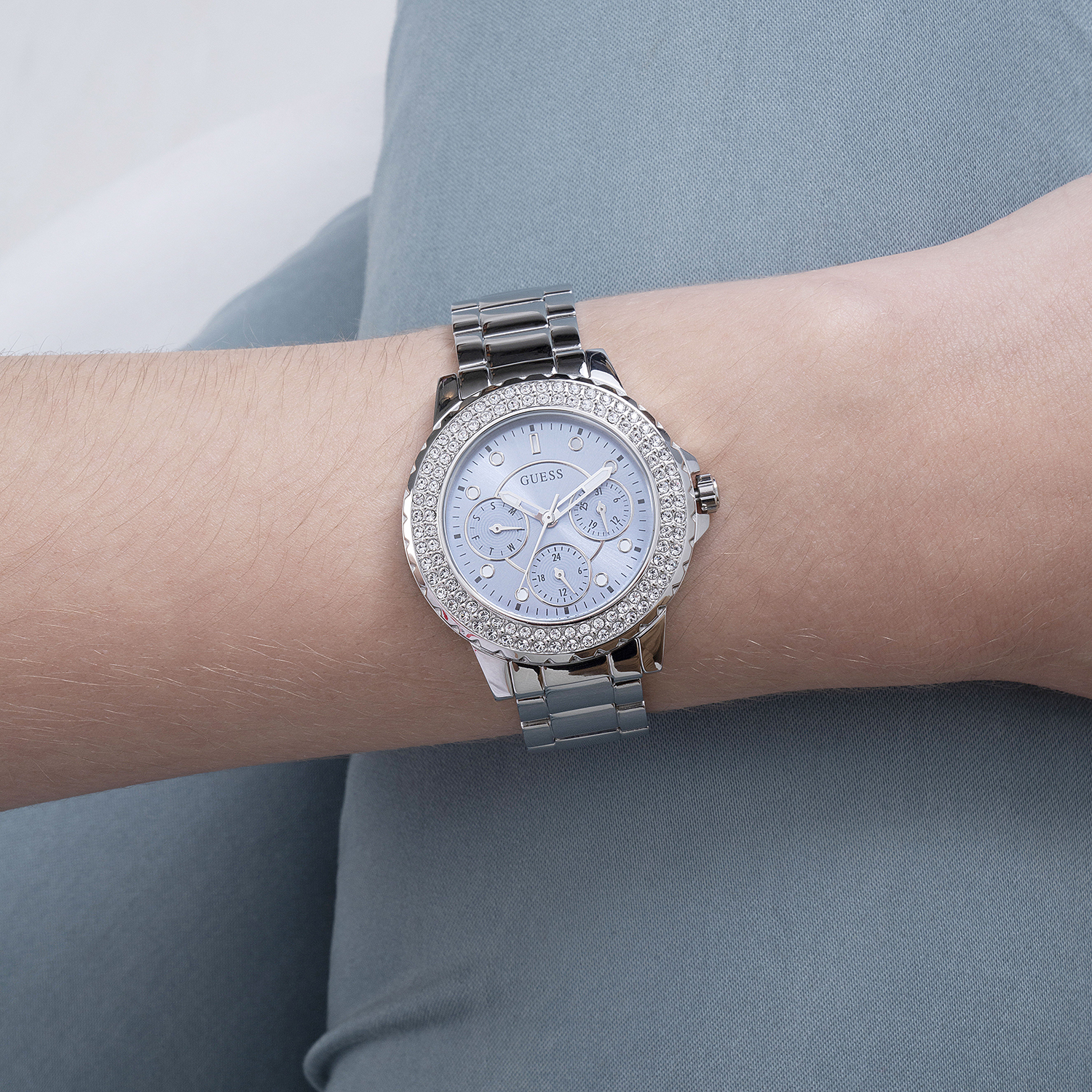 Часы женские GUESS GW0410L1 GUESS GW0410L1: сталь, кристалл — купить в ...
